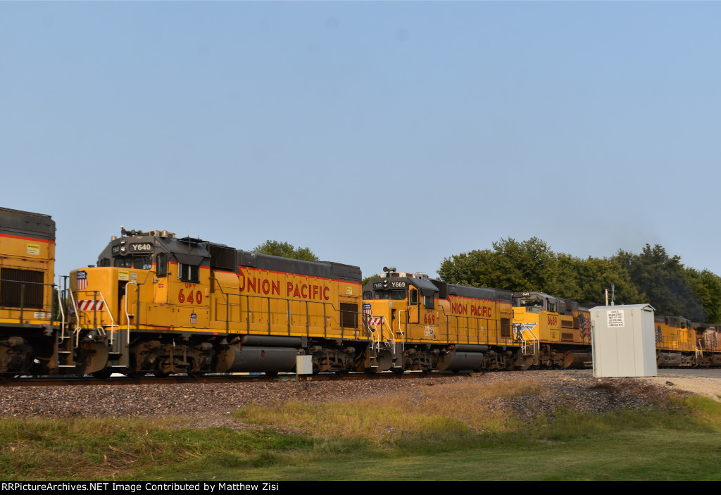 UP 7166 8689 UPY 669 640